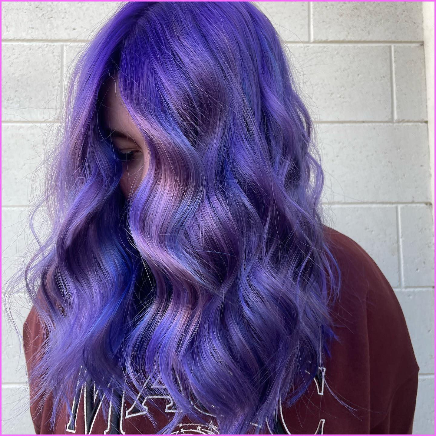 Tonos de Cabello Morado Descubre Estilos de Claro a Oscuro y