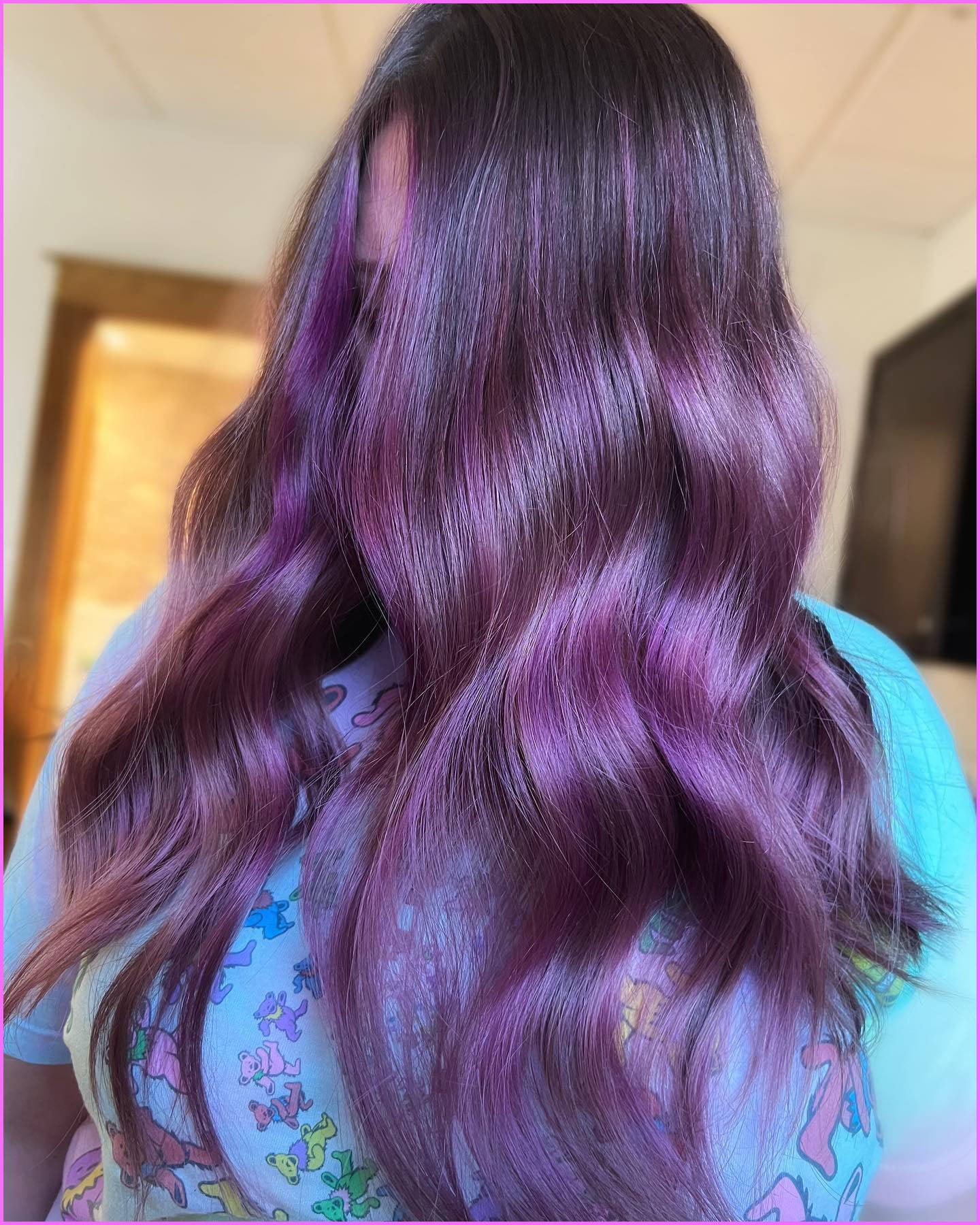Tonos de Cabello Morado Descubre Estilos de Claro a Oscuro y